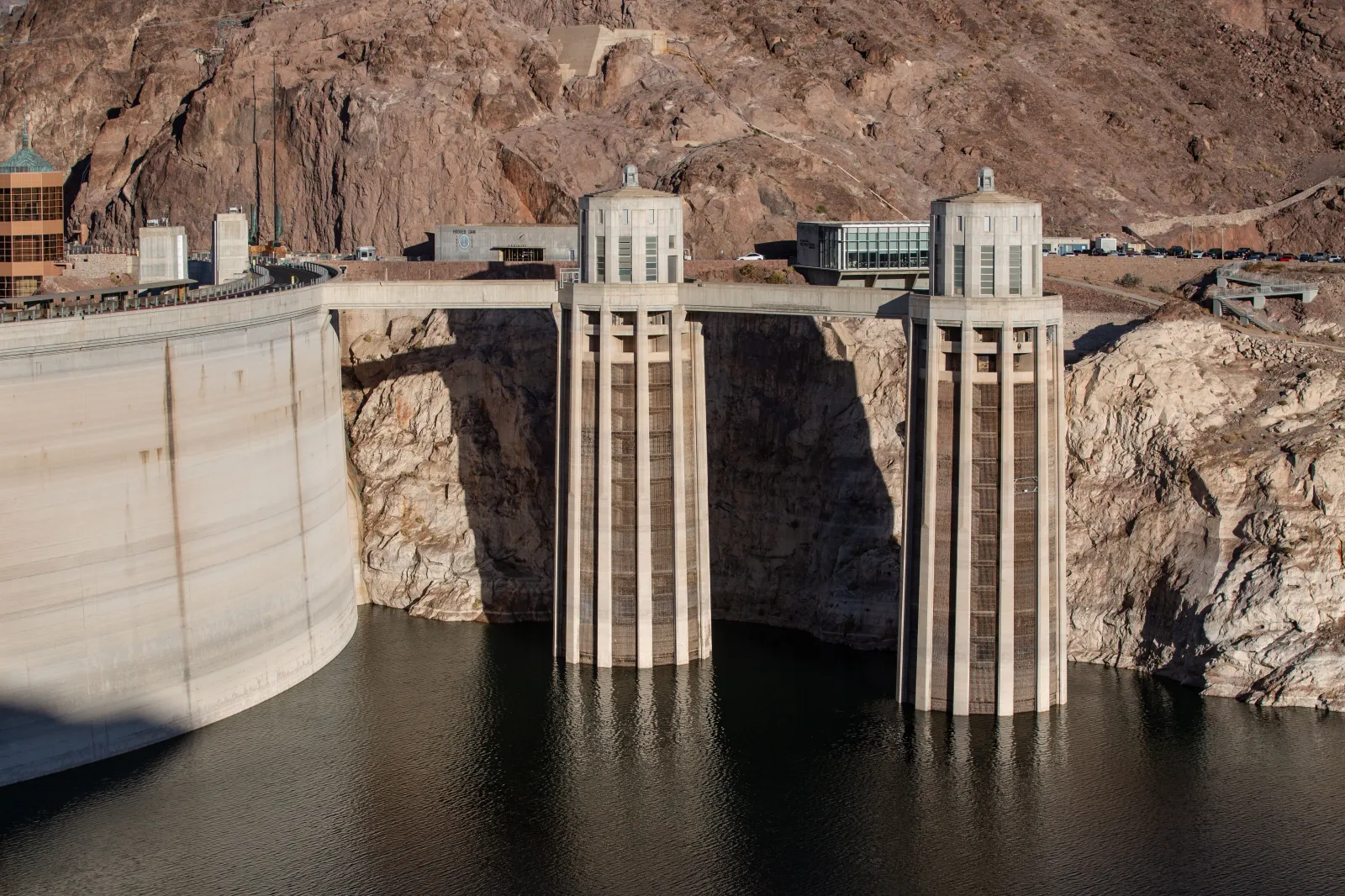 Warming Lake Mead Water Raises Alarm: ‘Big Problem for the West’ - Newsweek