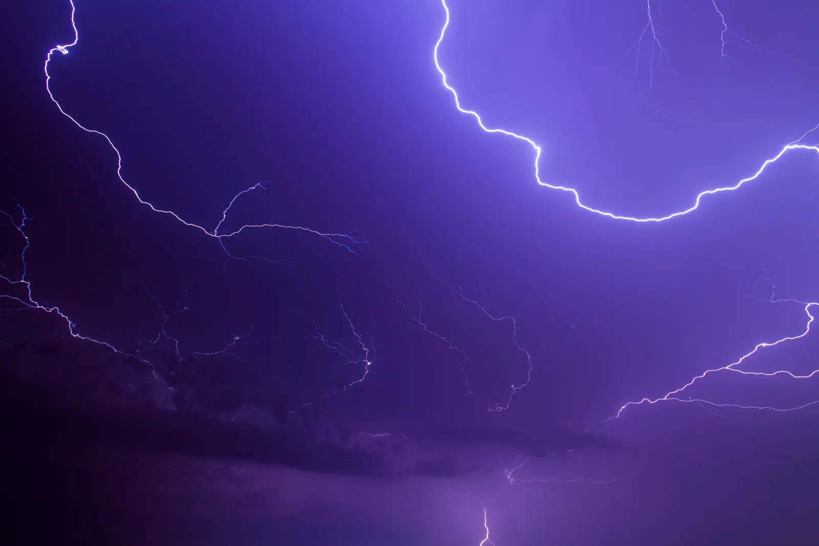 Severe Thunderstorm Warning Hits Thousands, Tornadoes Possible: 'Seek ...