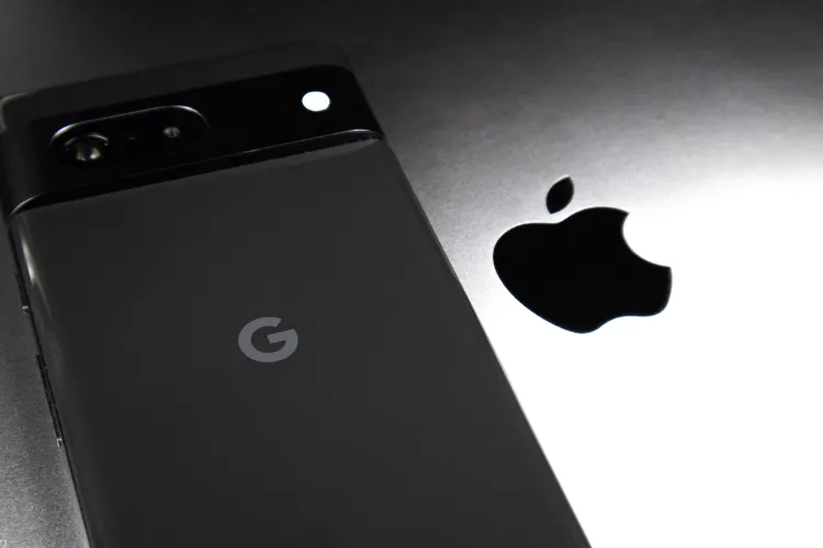 Apple, Google Give in to UK ‘Fairness’ Demands on App Store—Is US Next ...