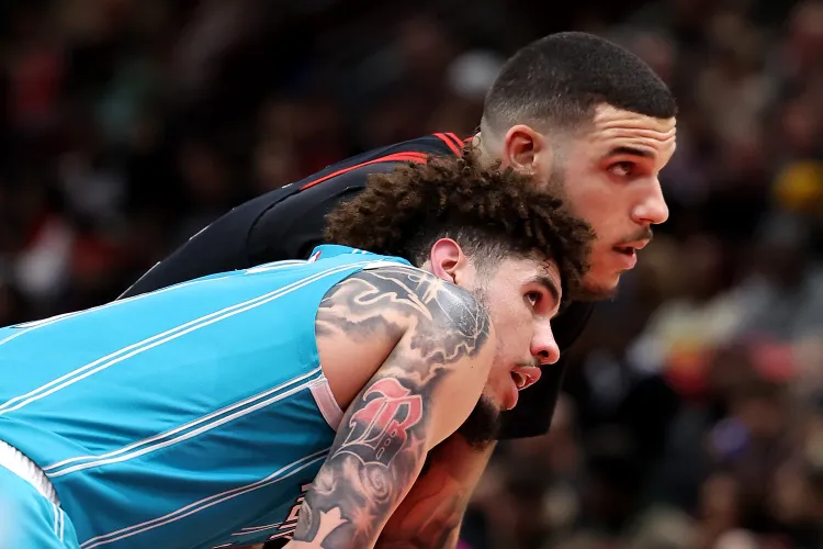 Lonzo Ball Linked to Team Up With Brother LaMelo on Hornets After Trade ...