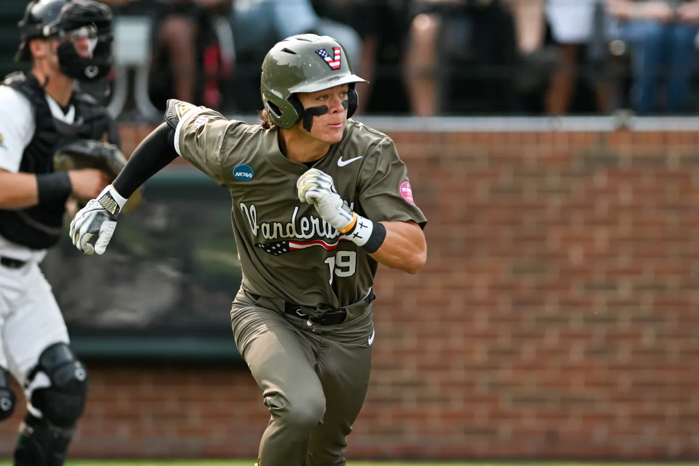 How to Watch TCU vs Vanderbilt: Live Stream NCAA College Baseball, TV ...