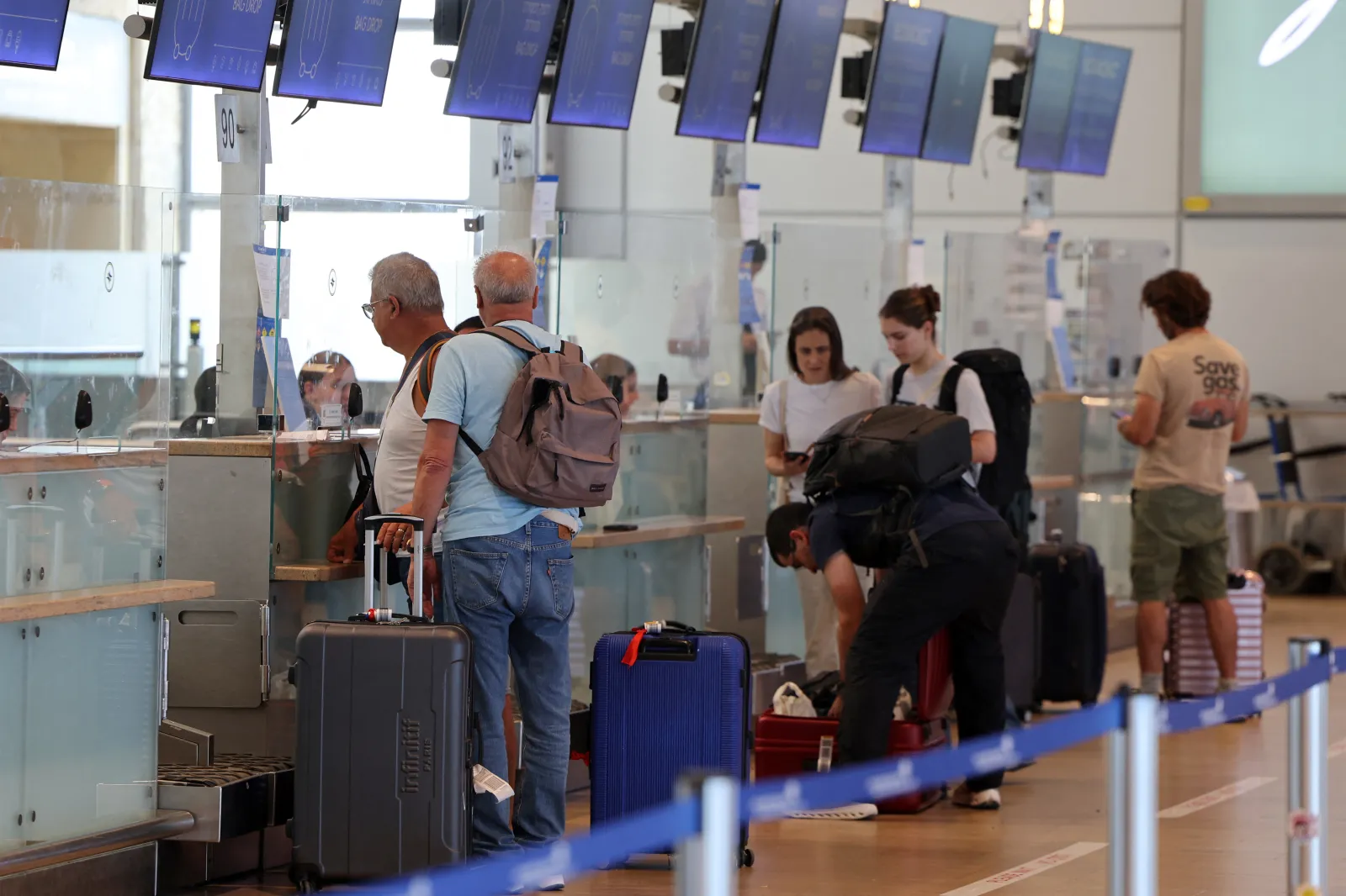 List of airlines canceling Dubai, Qatar flights after US attacks on ...