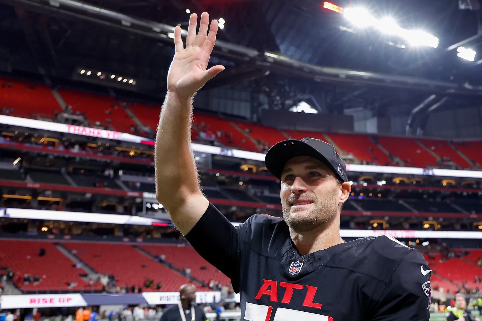 Kirk Cousins Sends Steleers a Message Amid Aaron Rodgers Saga - Newsweek