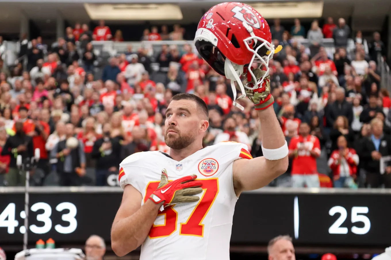 Chiefs GM Brett Veach Explains ‘Different Approach’ with Travis Kelce ...