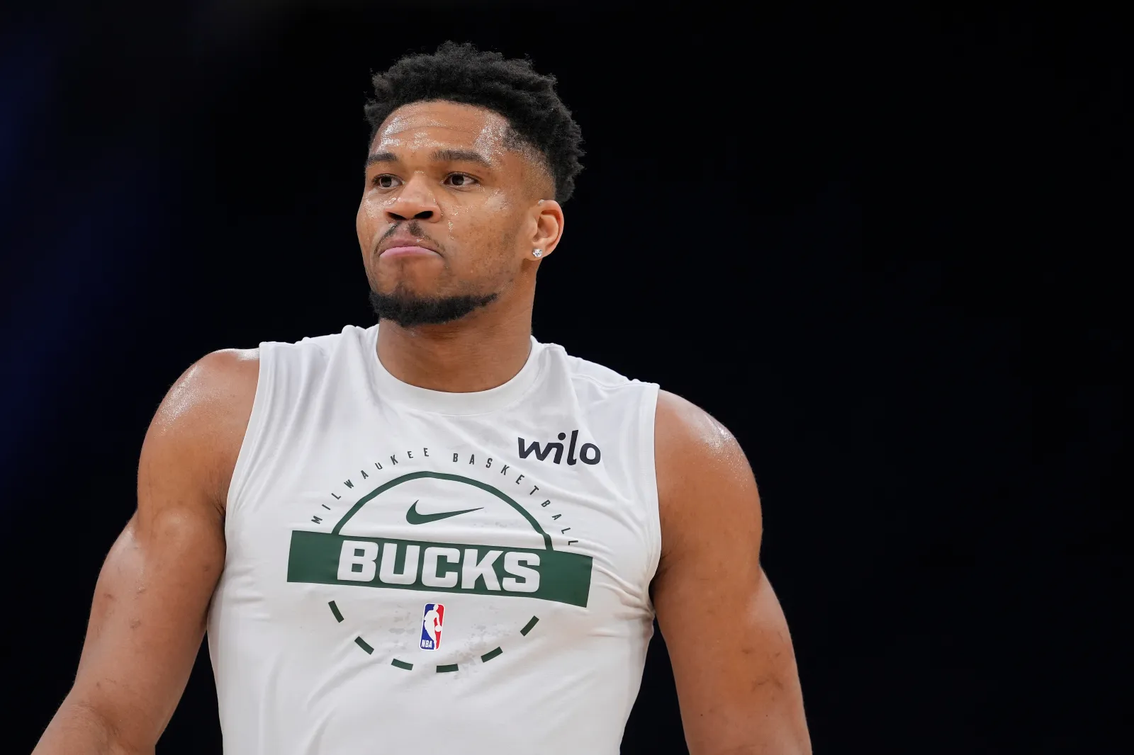 Did Giannis Antetokounmpo Get Traded at the Deadline? - Newsweek