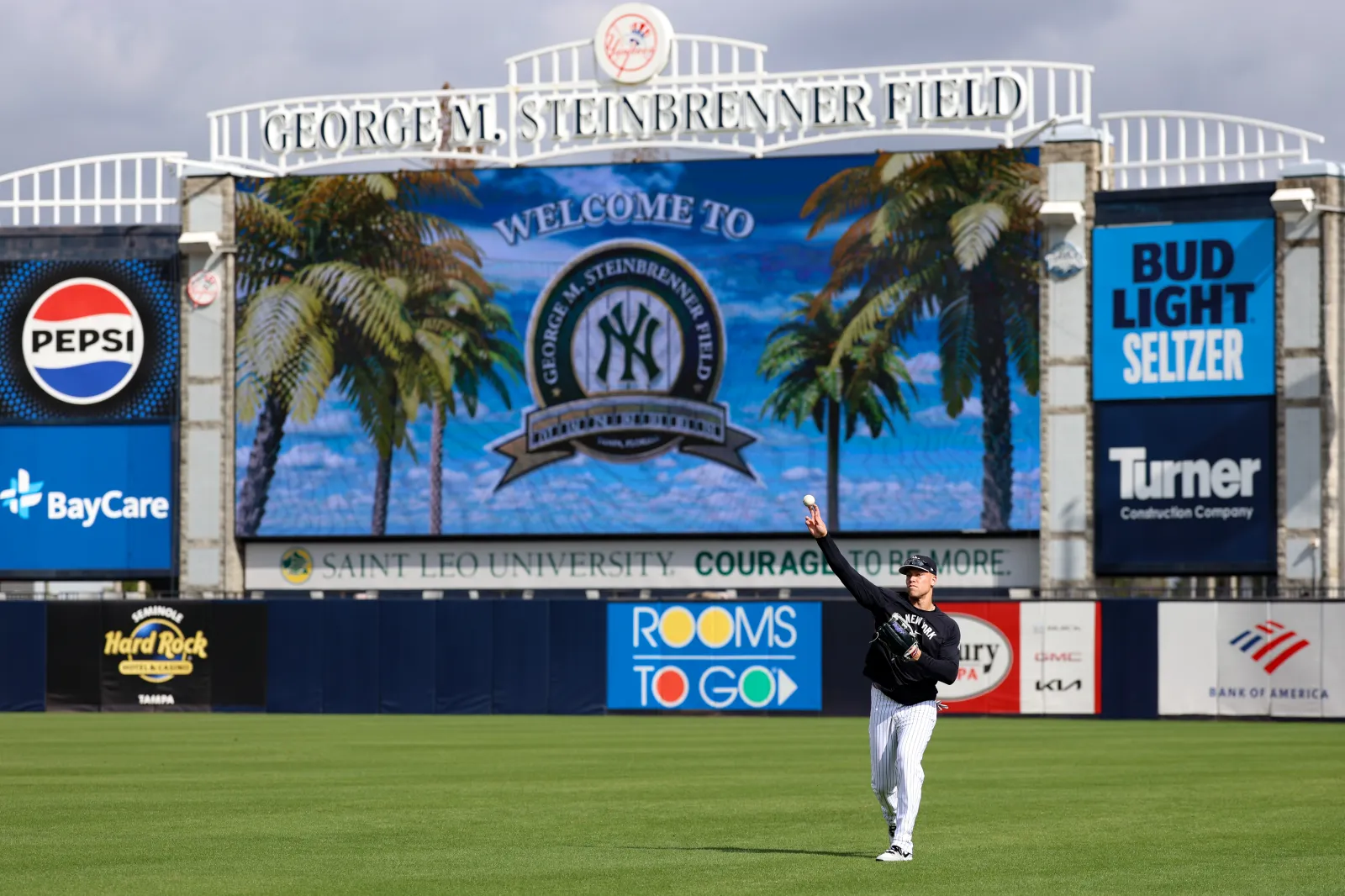How to Watch New York Yankees Spring Training Games: Live Stream 2026 ...