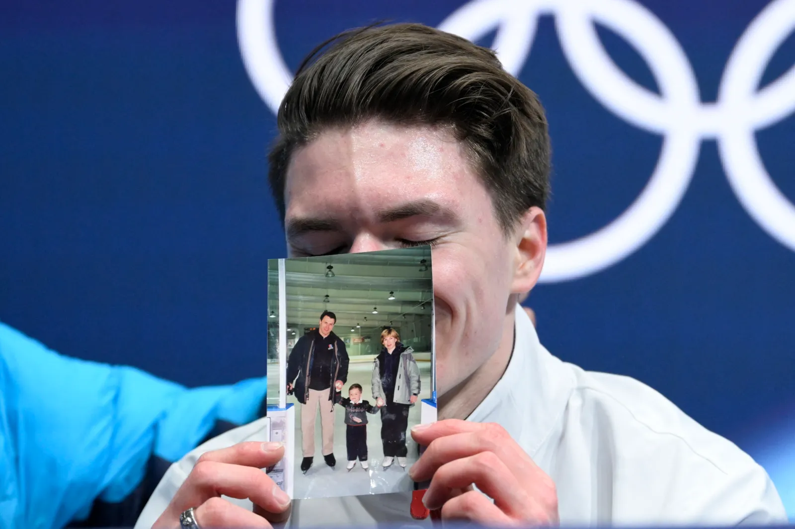 Olympic Crowd Rallies Behind USA’s Maxim Naumov After Heartbreaking ...