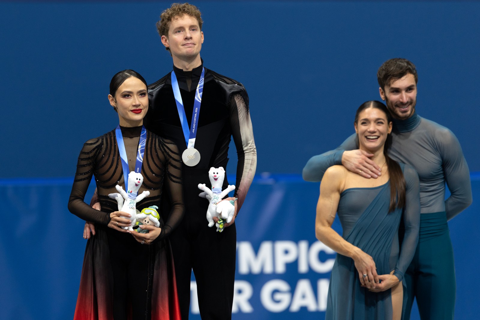 French Skating Pair Laurence Fournier Beaudry and Guillaume Cizeron ...