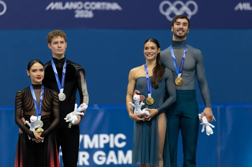 French Skater Finally Admits Mistake as Chock, Bates Controversy ...