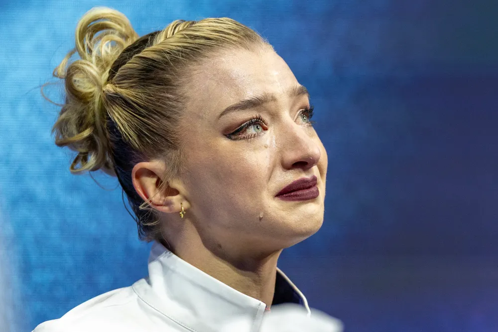 MAGA Mocks Amber Glenn's Olympic Woes After Trump Criticism - Newsweek
