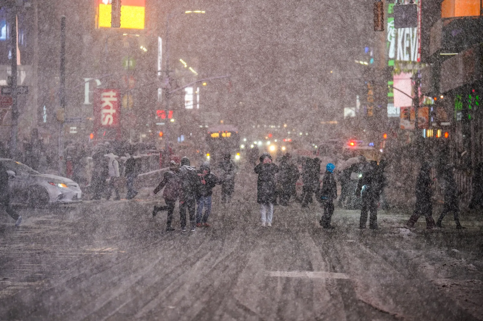 New York City Blizzard: Footage Shows Terrifying Scale Of Extreme ...