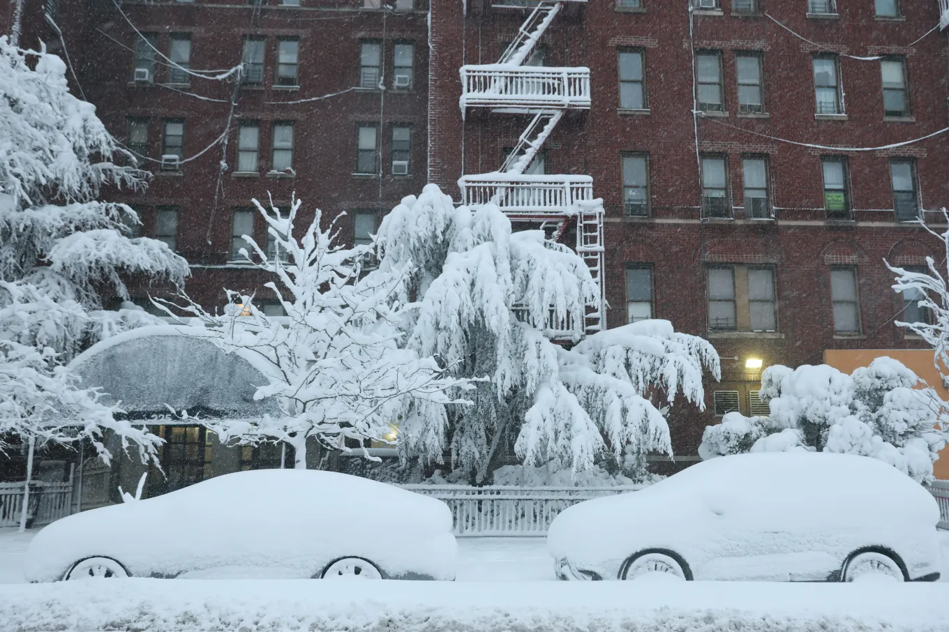 List of School Closures on Wednesday as More Snow to Strike - Newsweek
