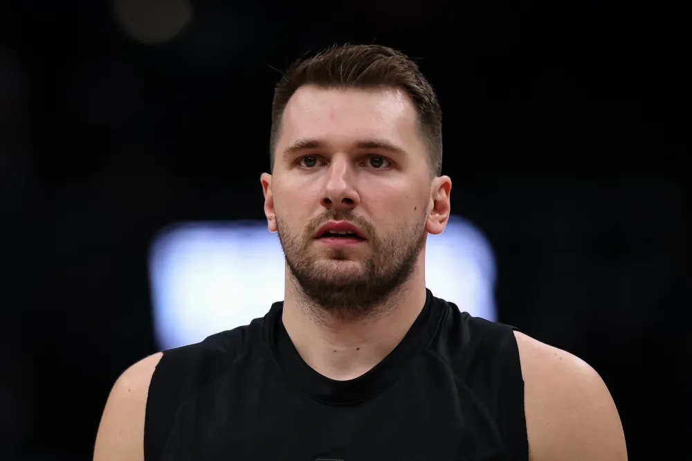 Lakers Make Final Decision on Luka Doncic Status Ahead of Spurs Match ...