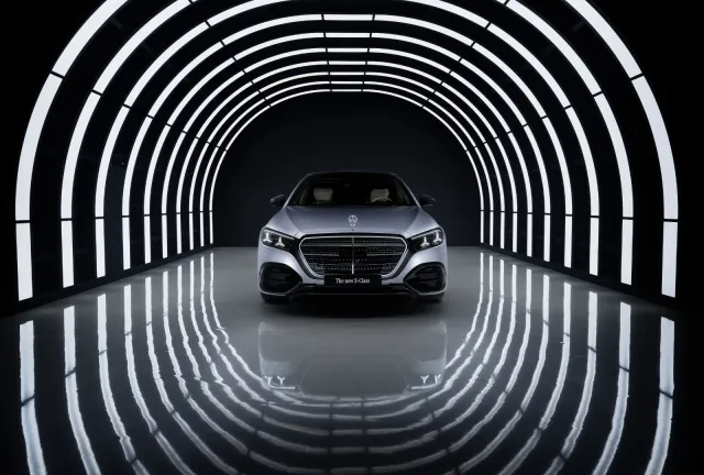 Mercedes-Benz Aims to Prove AI Equals Luxury - Newsweek