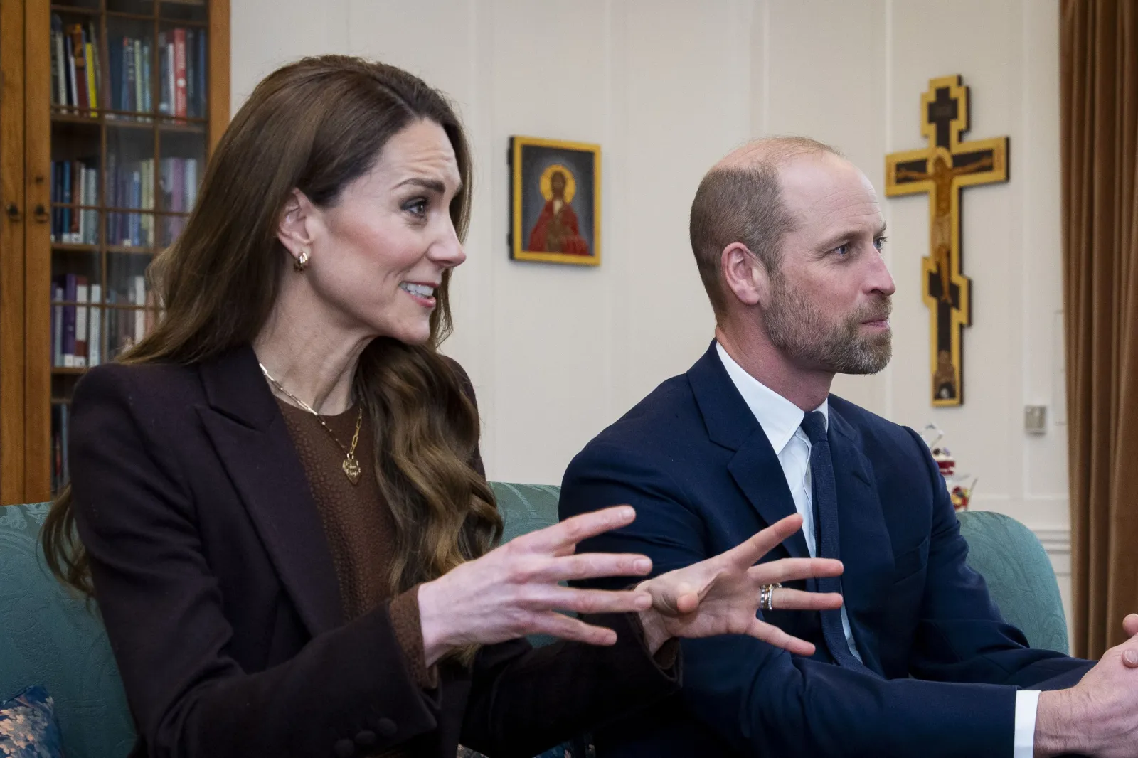 Prince William and Kate Break Silence on Ex-Prince Andrew Scandal ...
