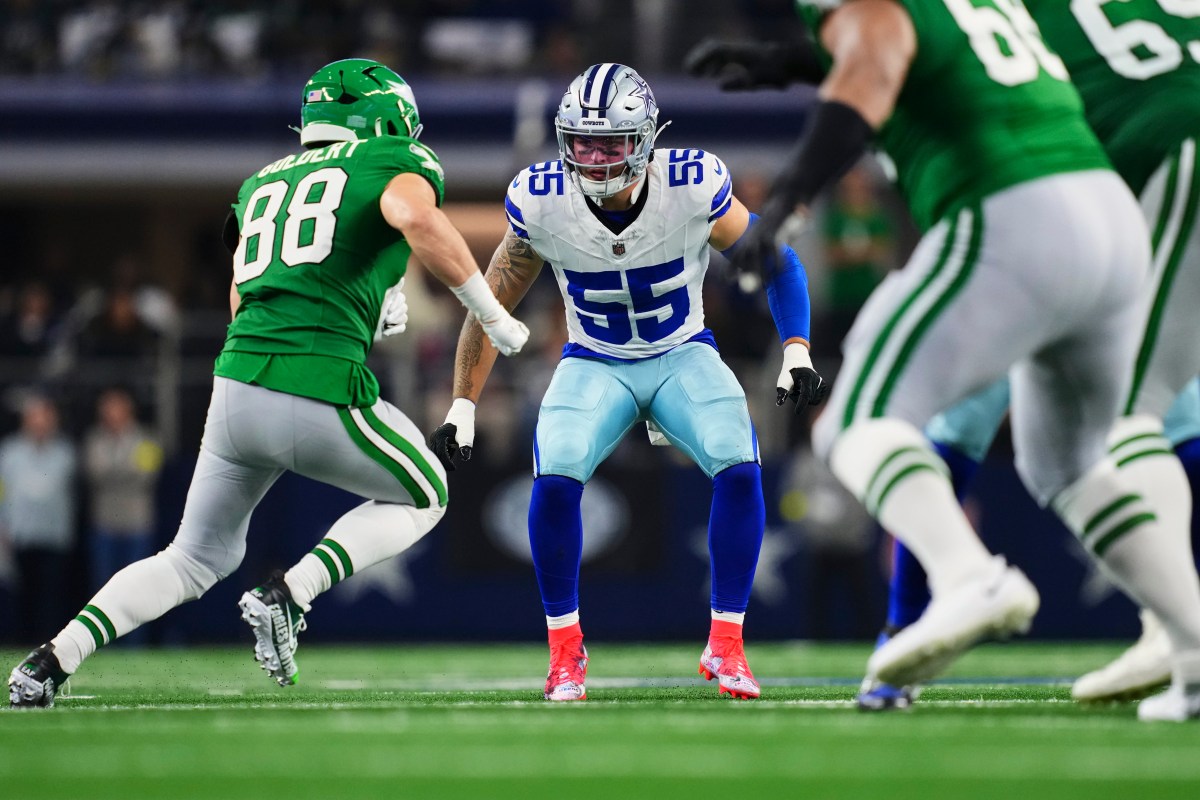 Released by Cowboys, LB Announces Sudden Retirement at Just 29 Years ...