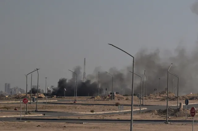 F-15 Kuwait: US Warplanes Mistakenly Shot Down Amid Iran Combat - Newsweek