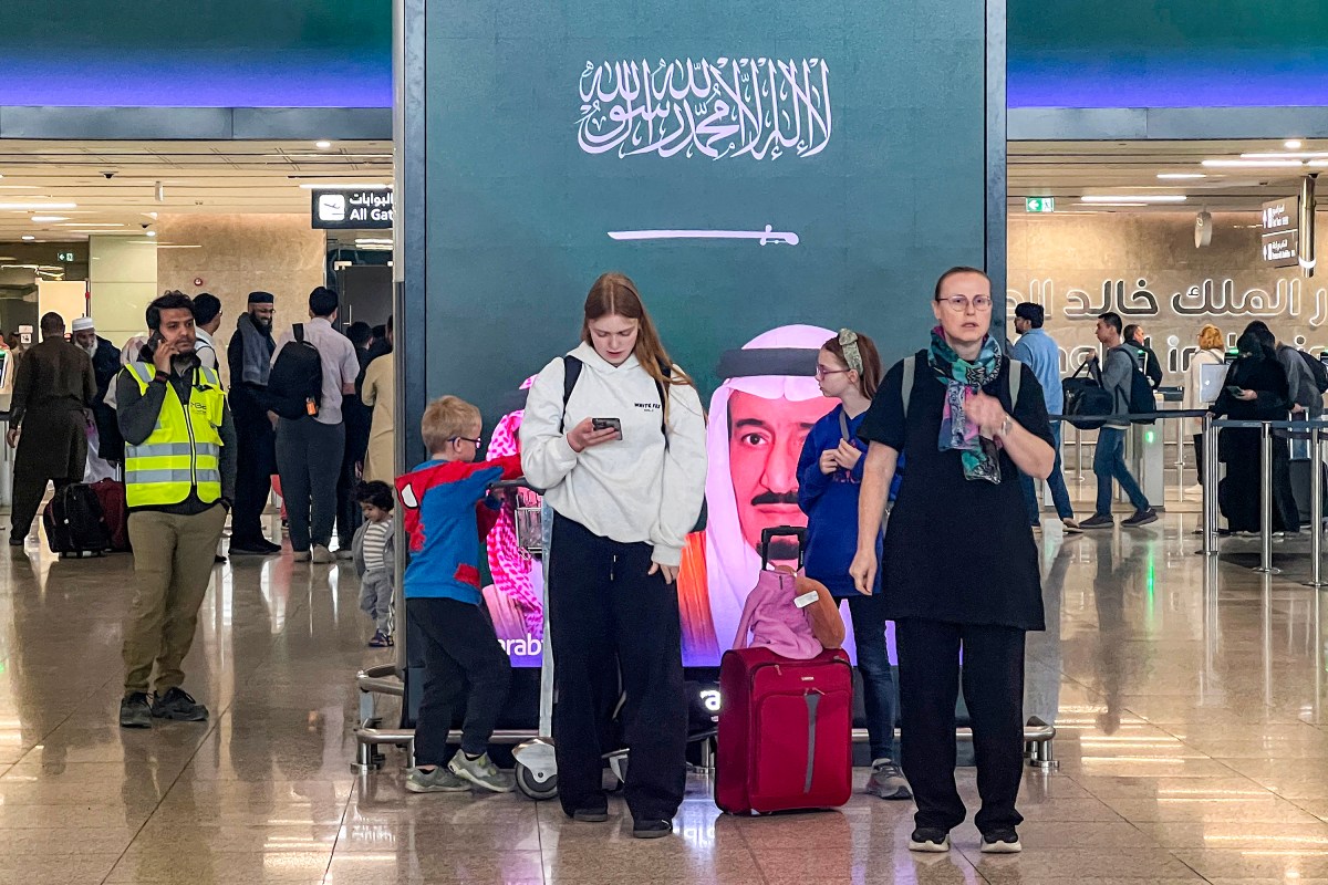 New travel warning issued for Americans - Newsweek