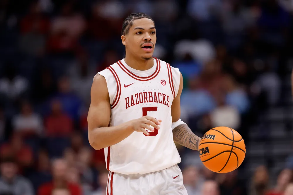 How To Watch Arkansas vs Hawaii: Live Stream NCAA Tournament for Free ...