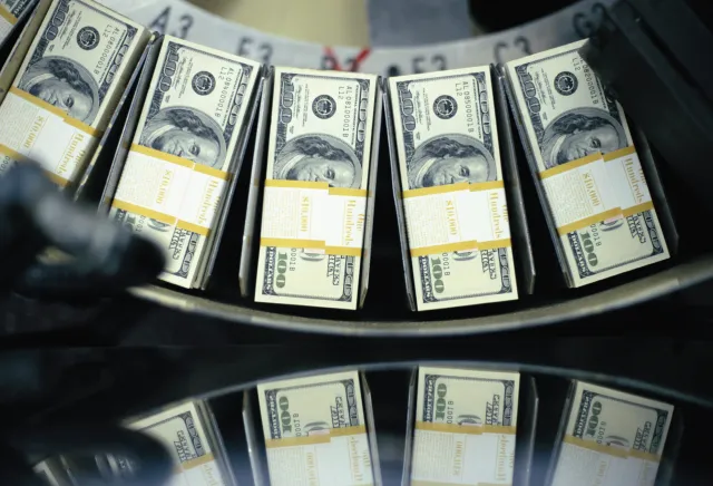 Proposal to Send Americans $3,000 Payments Gets a Boost - Newsweek