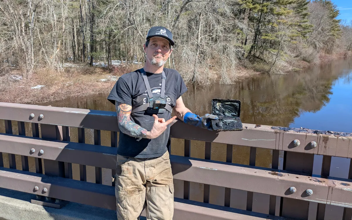 Man Goes Magnet Fishing—What He Reels In Has Him Immediately Calling ...
