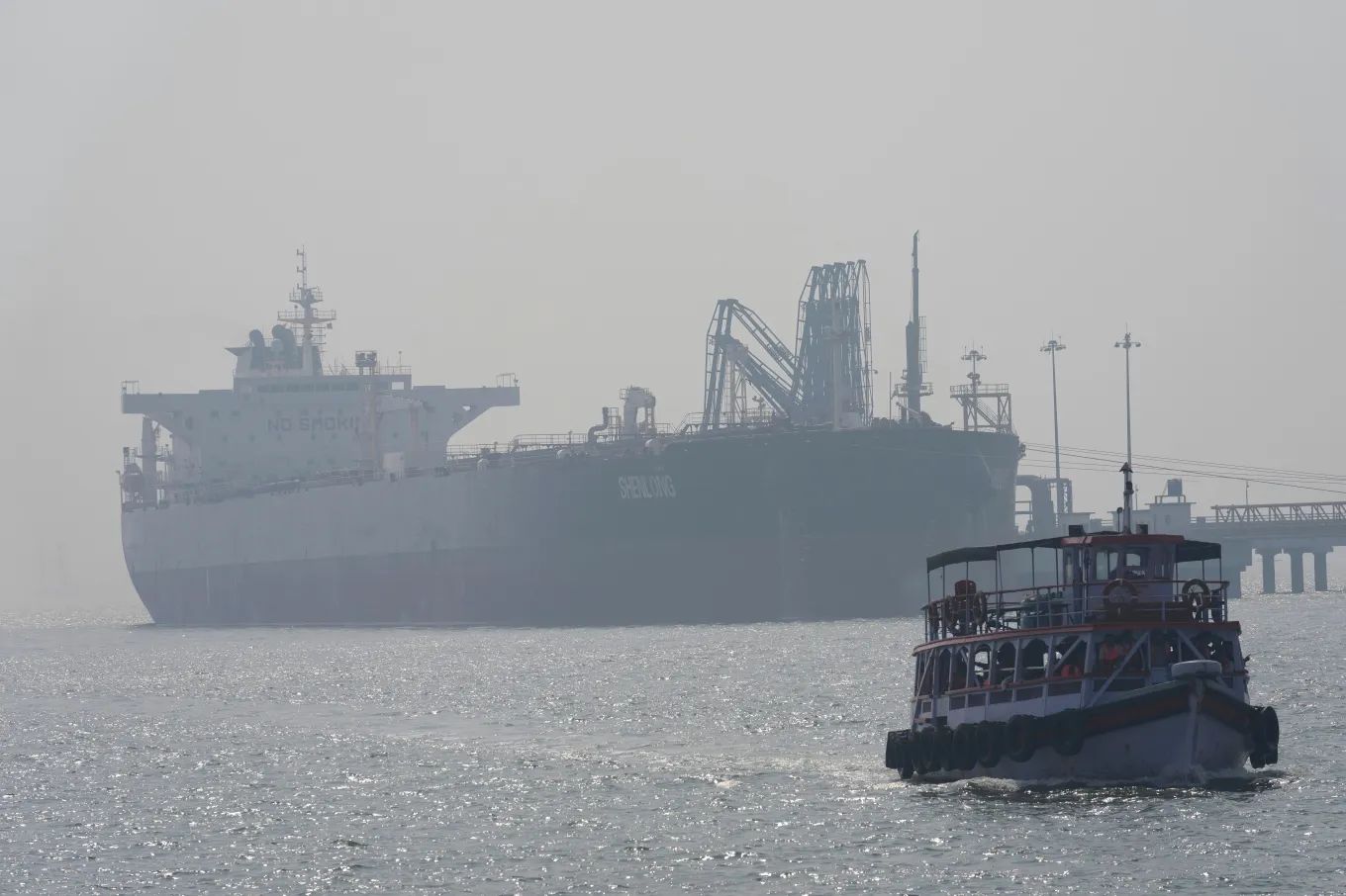Full Number of Ships That Have Crossed Strait So Far in Iran War - Newsweek