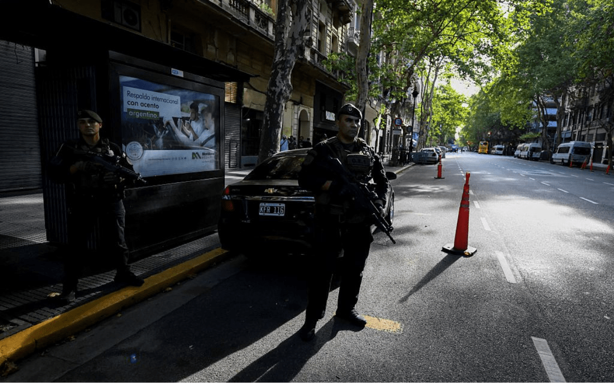 US Issues Security Alert to Americans Around World - Newsweek