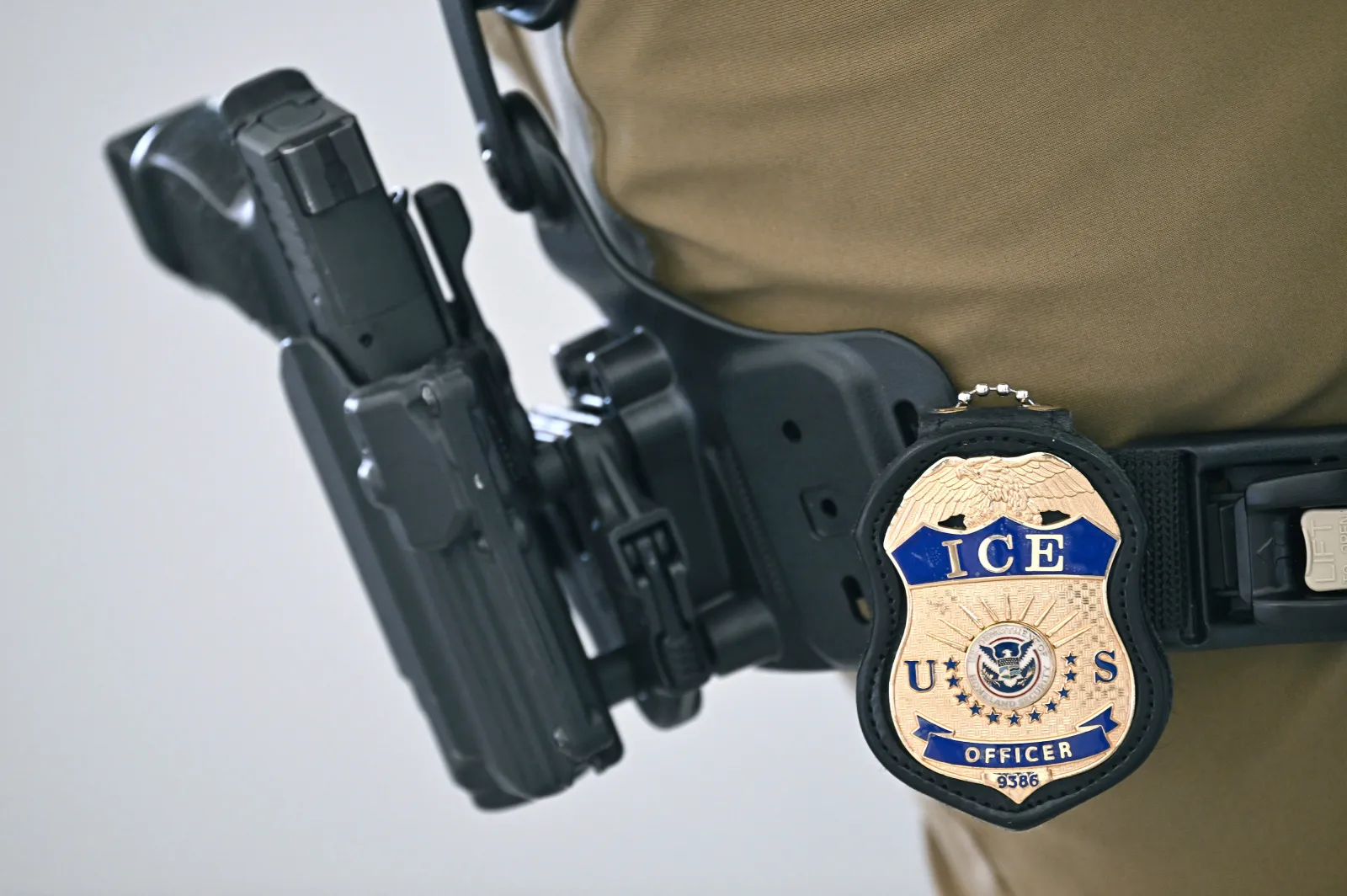 FBI responds to ICE- and Border Patrol-involved shooting in California ...