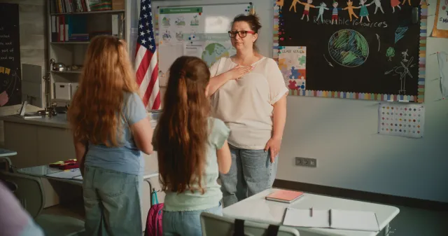 Substitute Teacher Joins New Class Immediately Notices Something ...
