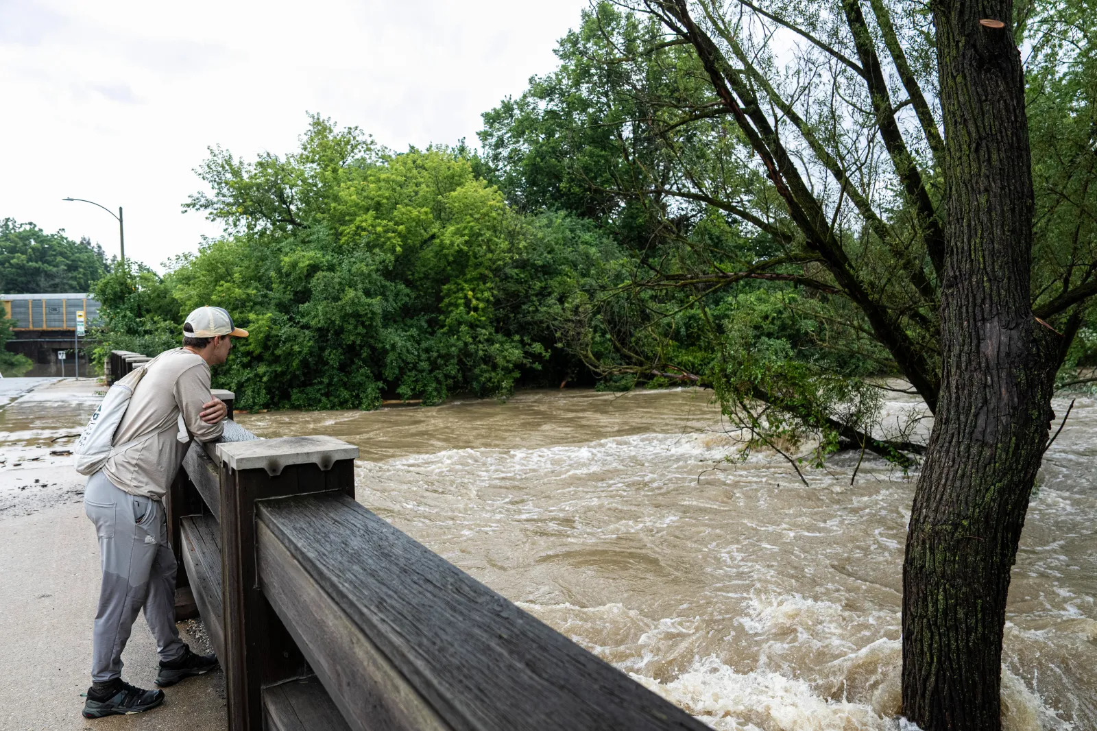 Michigan, Wisconsin major flood map as "significant evacuations ...
