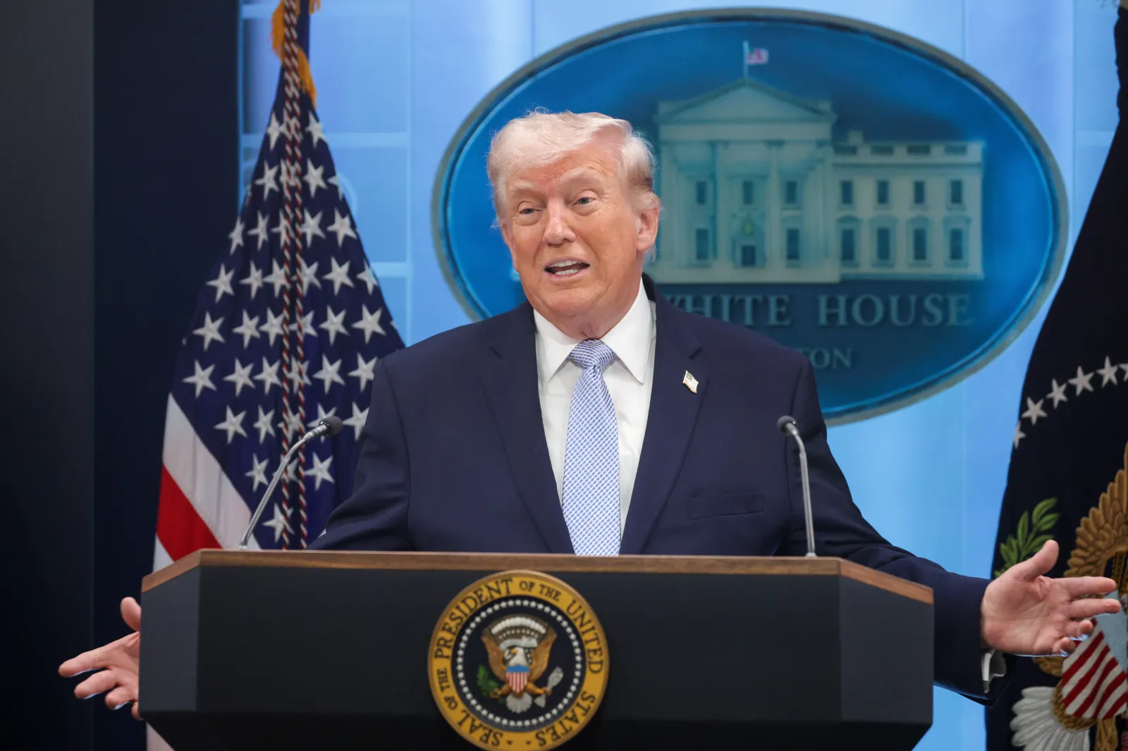Trump’s Approval Rating With Republicans Climbs With One Pollster ...