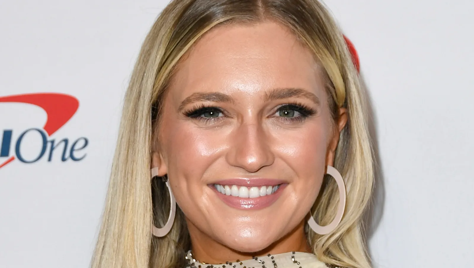 Pat Sajak’s Daughter Maggie Debuts Romance With Savannah Bananas Player ...