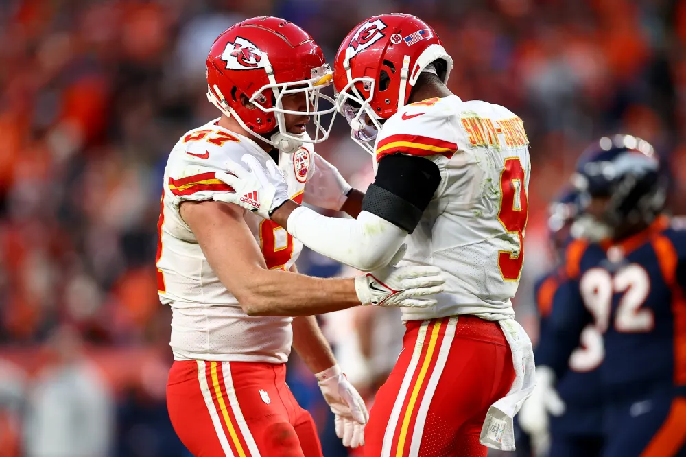 JuJu Smith-Schuster Has Some Blunt Wedding Advice for Travis Kelce ...