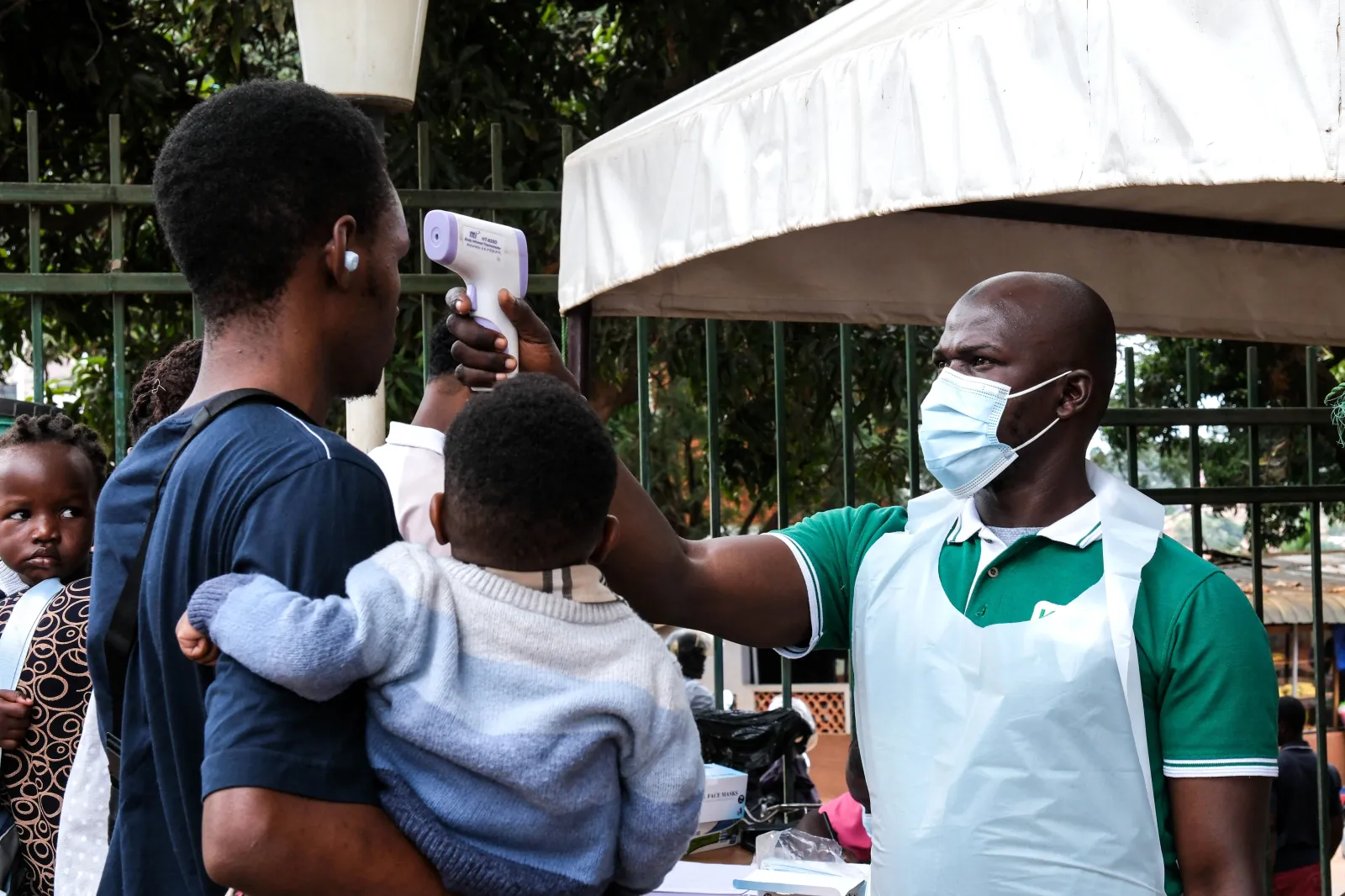 Travel Warning Issued as at Least 80 Die in Congo Ebola Outbreak - Newsweek