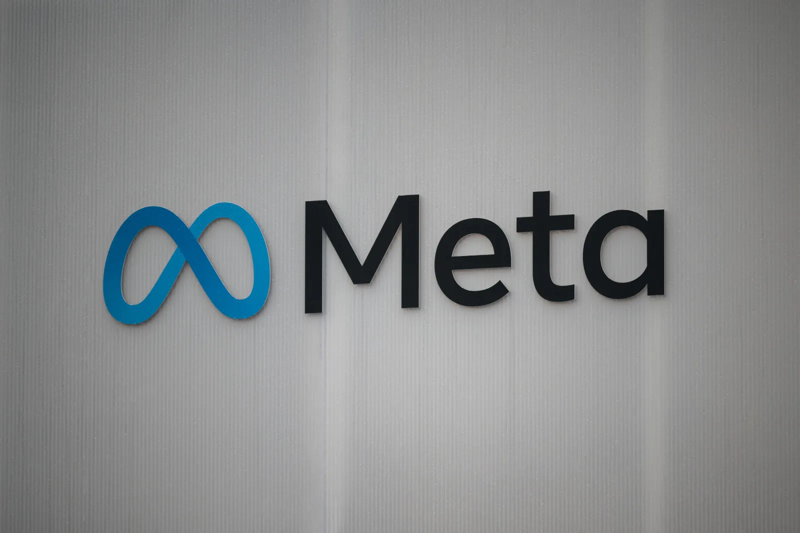 Drinking Water, Lawsuits and Layoffs: Meta's Problems Explained - Newsweek
