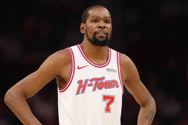 Drake, Kevin Durant Co-Star In Nike KD 19 Ad — ‘Normalize Glazing The ...