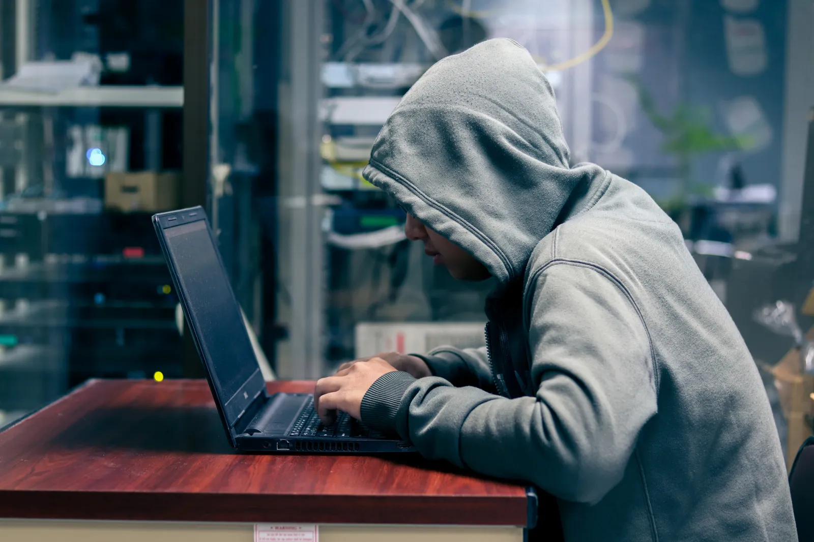 Who Is ShinyHunters? Hacker Group Claiming Canvas, Vimeo, Pornhub ...