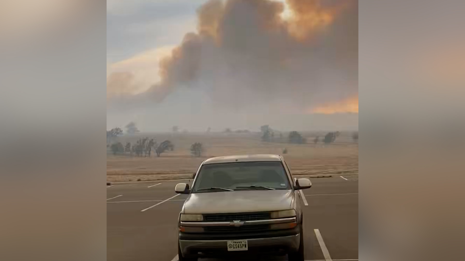 Massive Smoke Clouds Rise From Texas Panhandle Wildfire - Newsweek