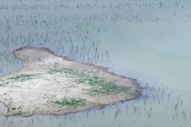 Map Shows 6 US Reservoirs at Their Lowest May Levels in 30 Years - Newsweek