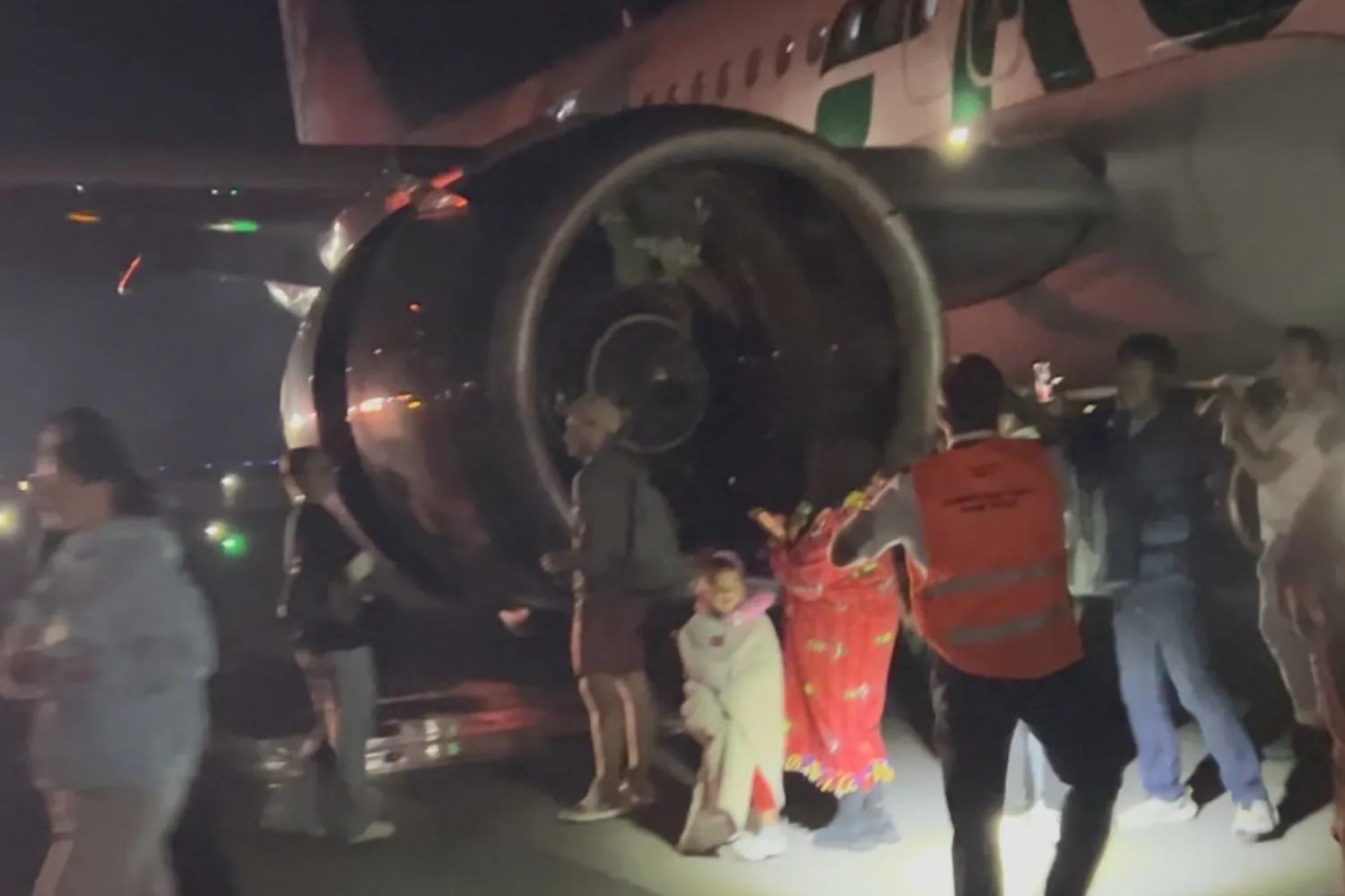 What Frontier Flight 4345 Evacuation Exposes About Split-Second ...