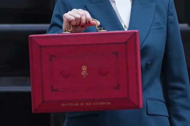 UK Officials Considered Special ‘Red Box’ for Trump—What New Emails ...