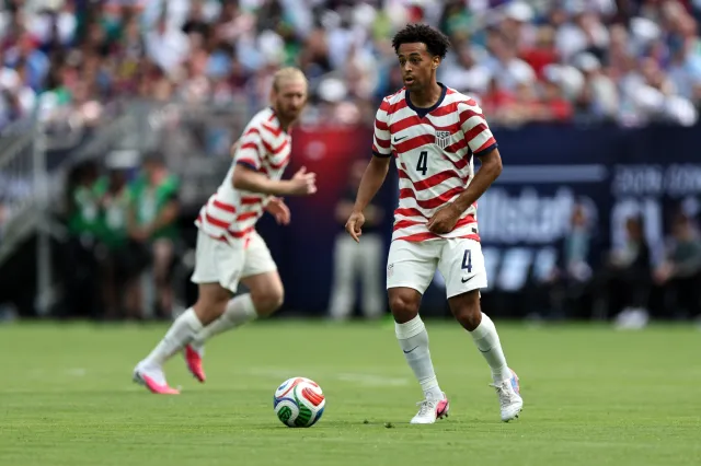 USMNT’s Tyler Adams Ruins Couch While Celebrating Knicks’ Historic ...
