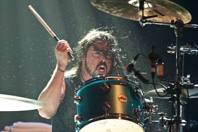 Dave Grohl Rocks With Sepultura at Final U.S. Stop of Farewell Tour ...