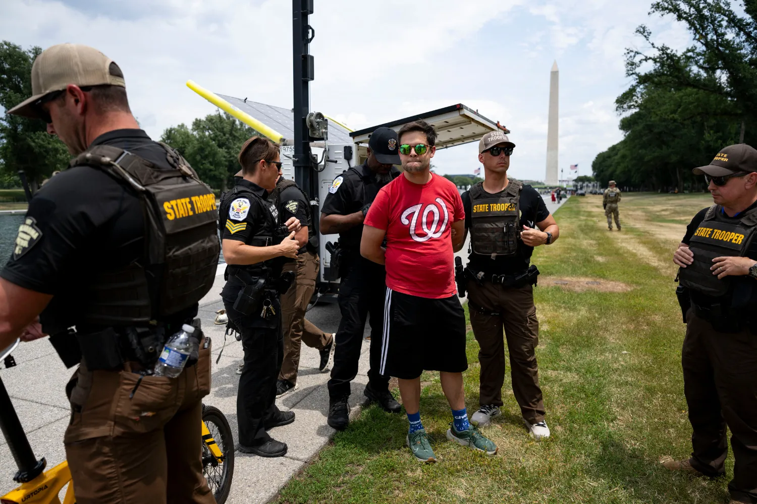 White House Targets ‘Pro-Algae’ Leftists at Reflecting Pool - Newsweek